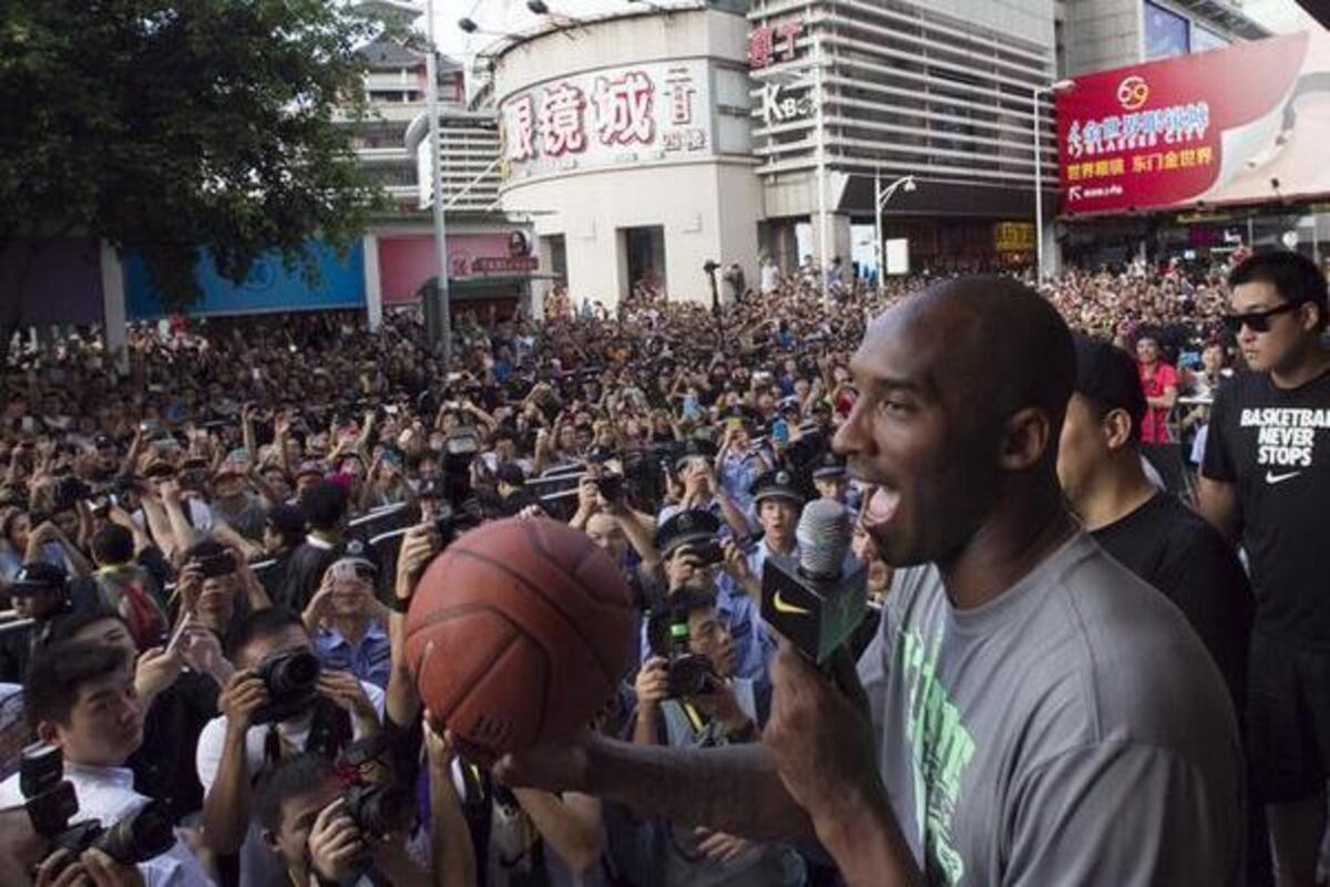 Kobe Bryant Can Draw Massive Crowd in China Like No Other | News ...