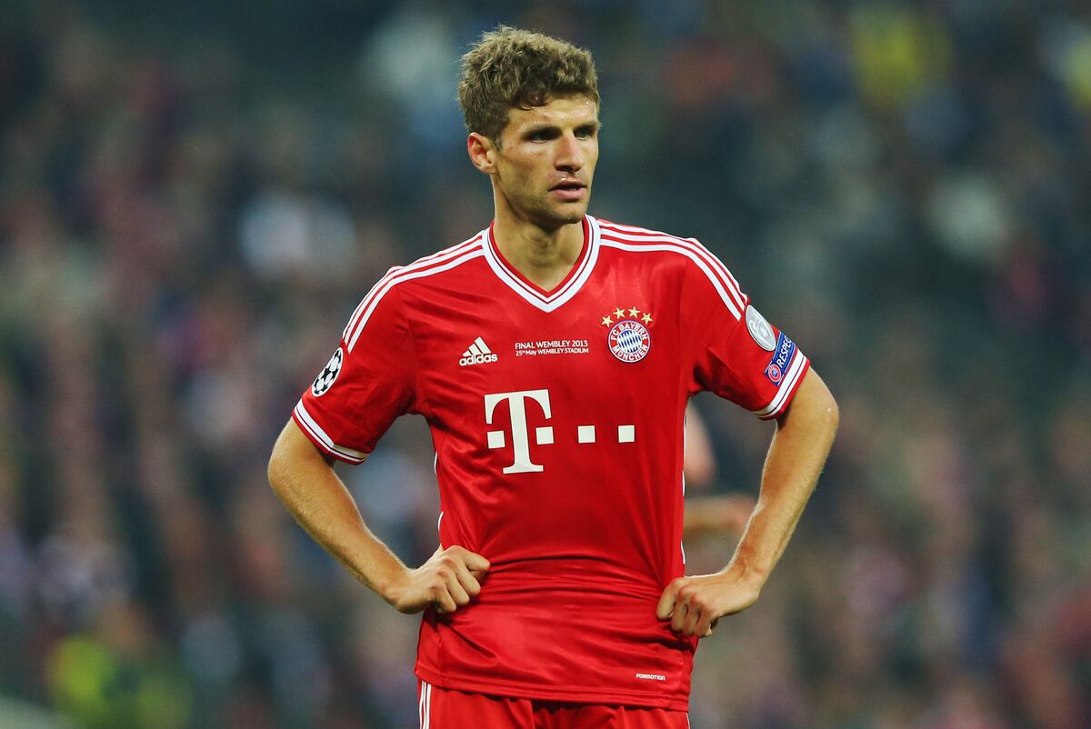 Thomas Muller Magnificent as Bayern Breeze to German Cup Win | News ...