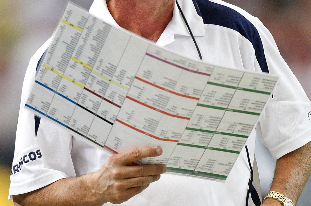 Fantasy Football Draft Strategy 2013: Definitive Manual for Every ...