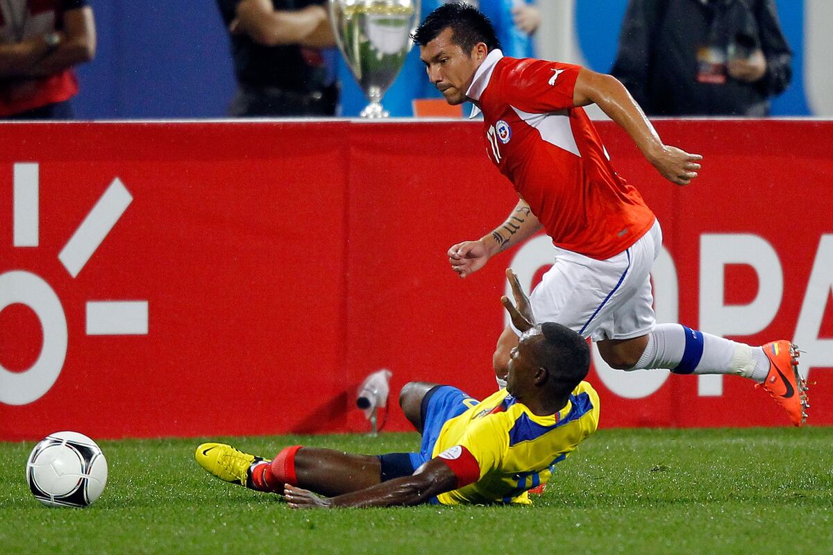 What Gary Medel Brings to the Premier League and Cardiff City | News ...