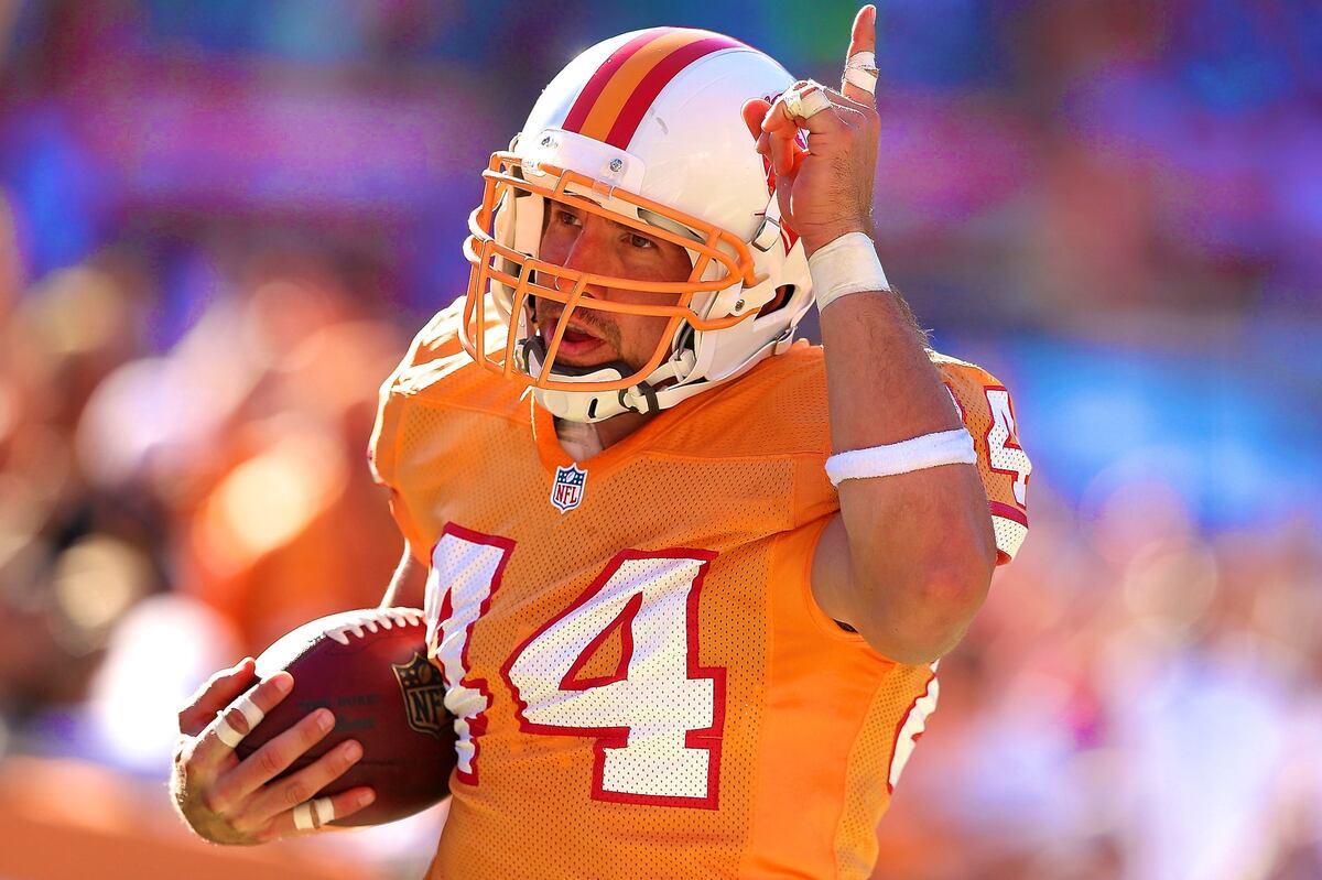 Dallas Clark Officially Signs with Baltimore Ravens | News, Scores ...