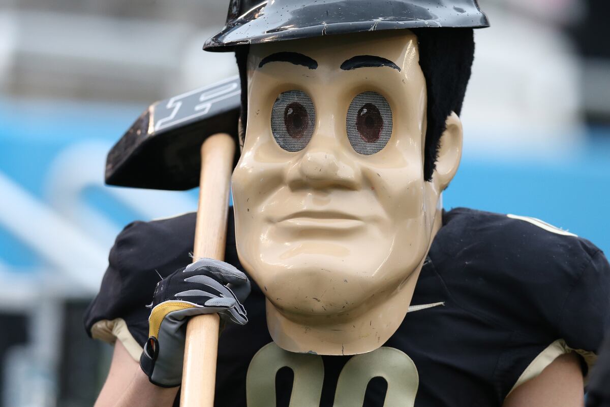 Purdue Football 5 Most Interesting Storylines To Follow In 2013 14 purdue-football-5-most-interesting-storylines-to-follow-in-2013-14