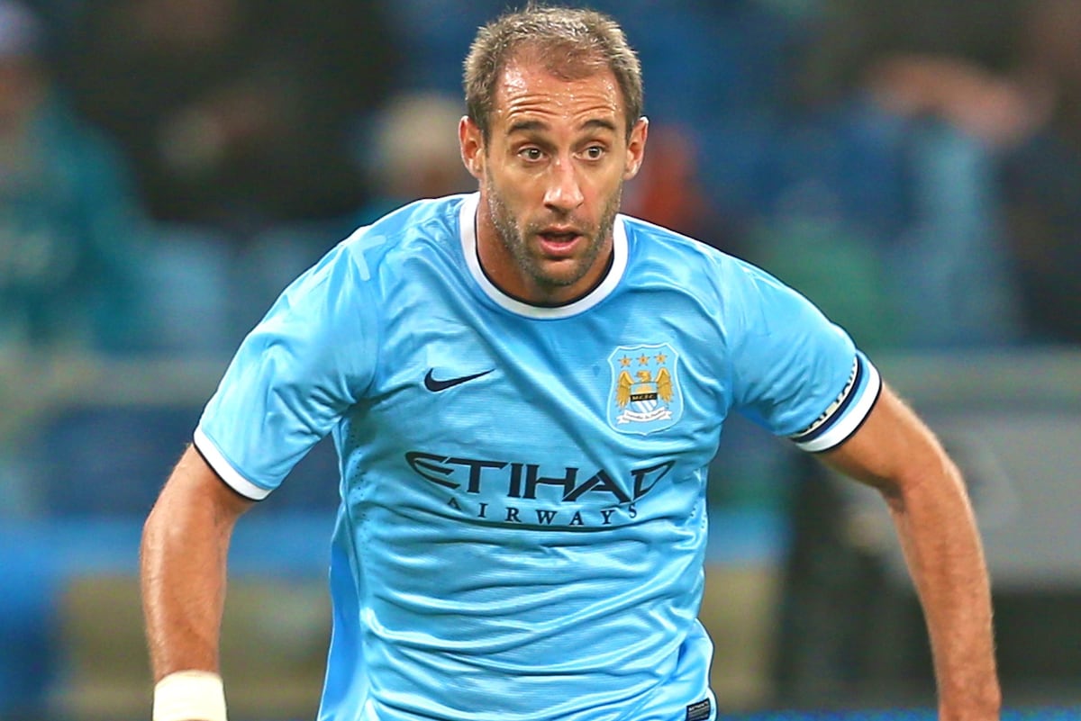 Pablo Zabaleta Signs 4-Year Contract with Manchester City | News ...