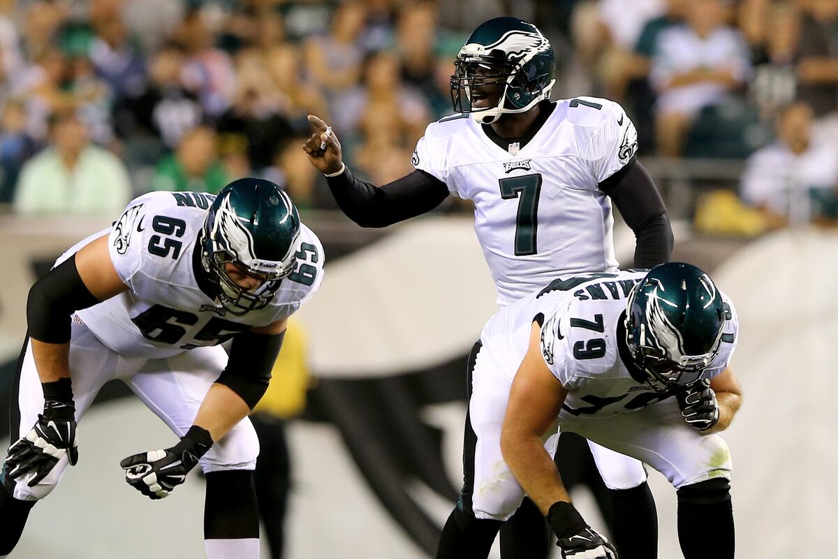 Chip Kelly Officially Names Michael Vick Eagles Starting Quarterback ...