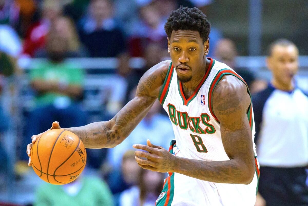 Larry Sanders and Milwaukee Bucks Agree to 4-Year Extension | News ...