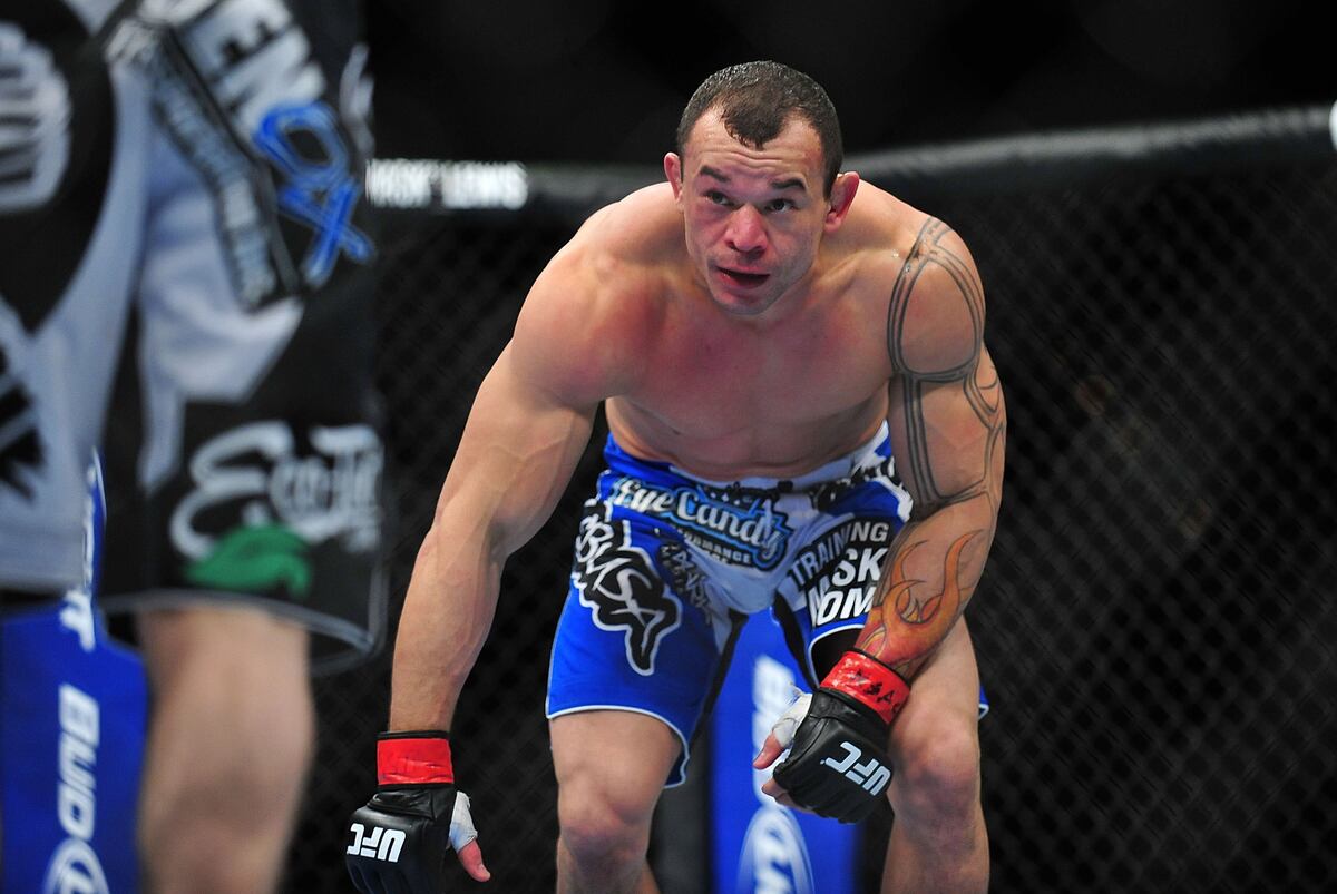 UFC 164 Results: Gleison Tibau Enters Title Picture with Win over Jamie ...