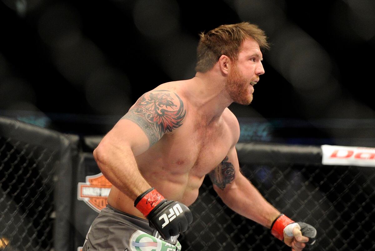 Fight Night 28: A Change in Perspective Has Ryan Bader Ready to Make ...