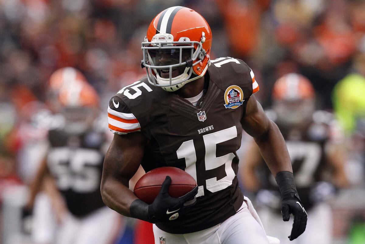 Greg Little Given More Than $20,000 from Agent While Attending North ...