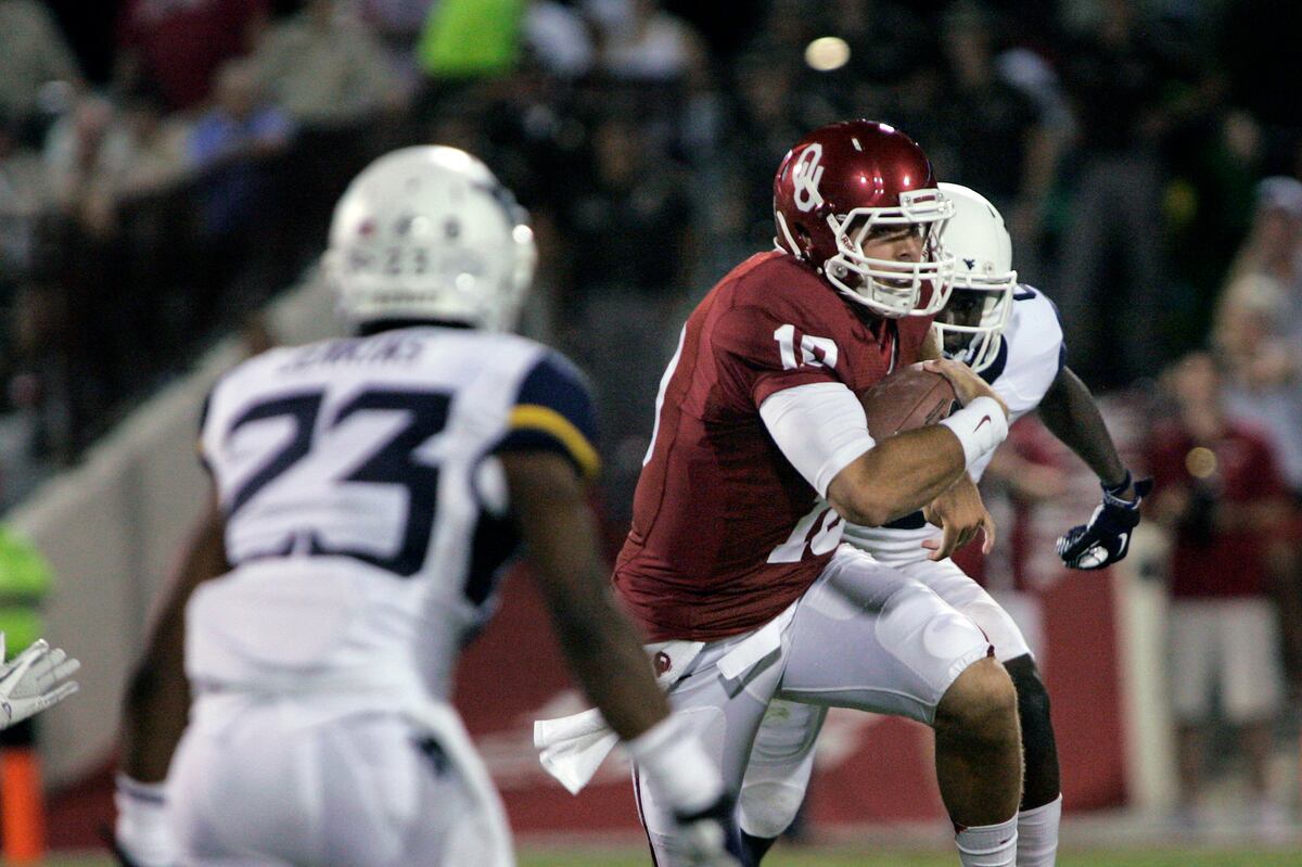 Bob Stoops and the Oklahoma Sooners Will Need to Change Offensive ...