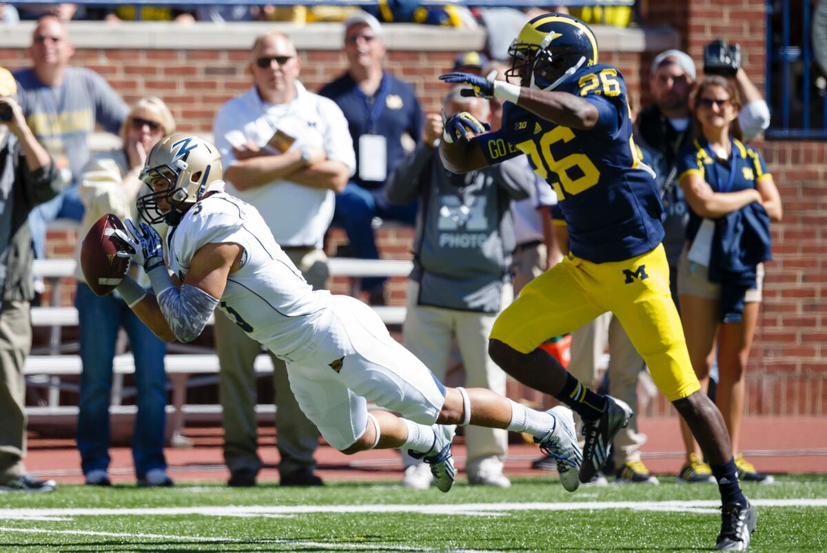 Akron vs. Michigan: Defense Slashed by the Spread as Wolverines Escape ...