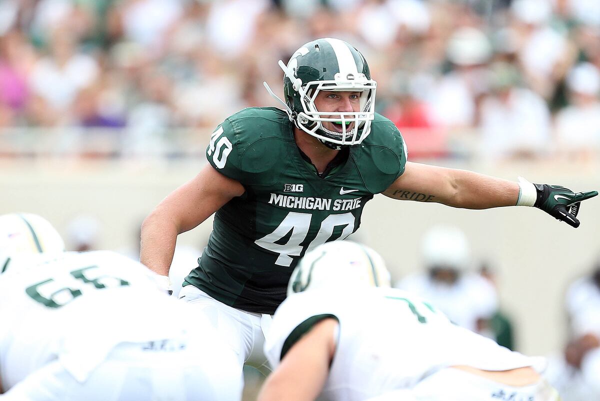 Power Ranking the 10 Most Dominant LBs in College Football | News ...