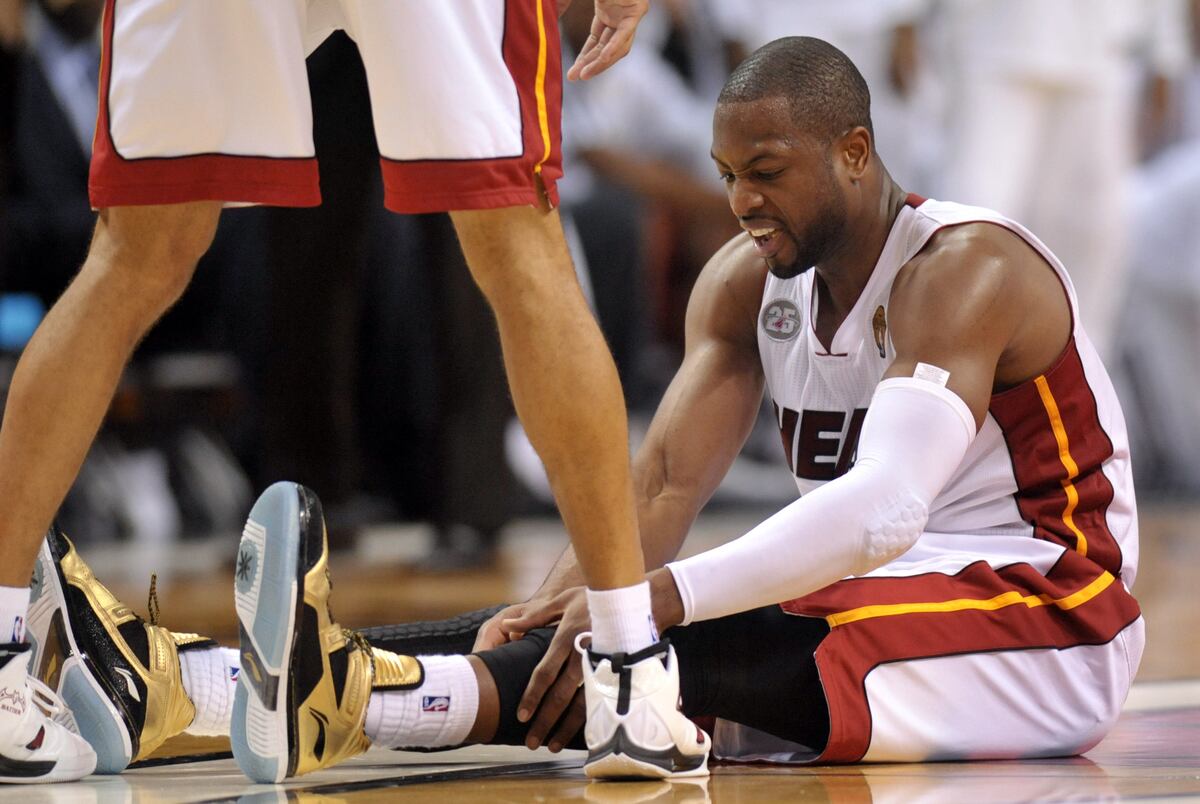 Dwyane Wade, Michael Beasley Stand as Mysteries in Miami Heat Training ...