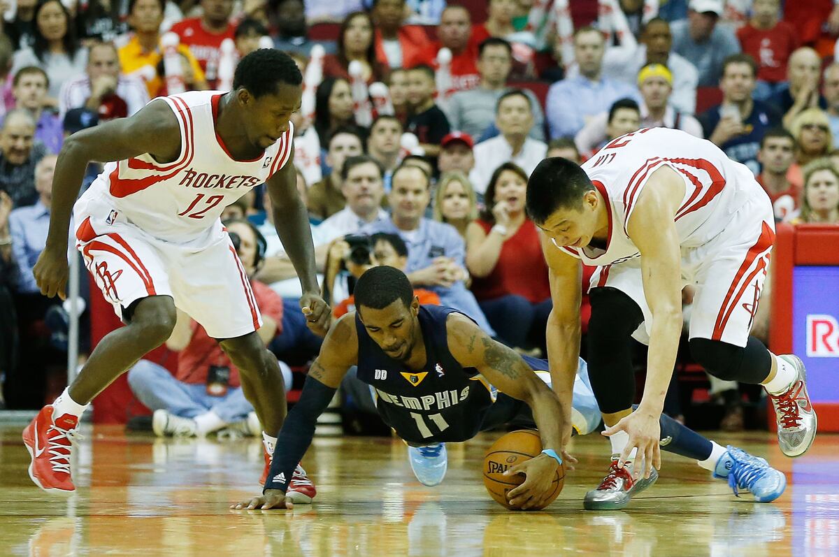 Spotlighting and Breaking Down Houston Rockets' Point Guard Position ...