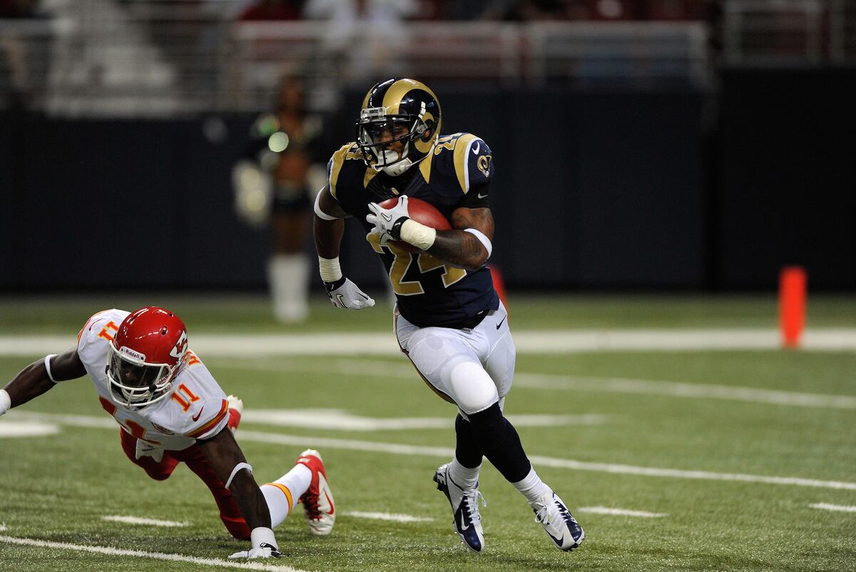 Isaiah Pead vs Benny Cunningham: Fantasy Outlook After Daryl Richardson ...