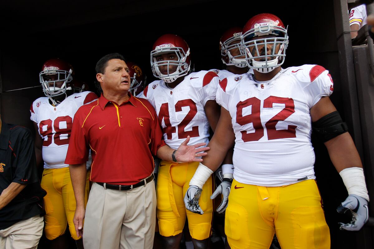 Coach Orgeron Era Officially Begins at USC, Players and Media React ...