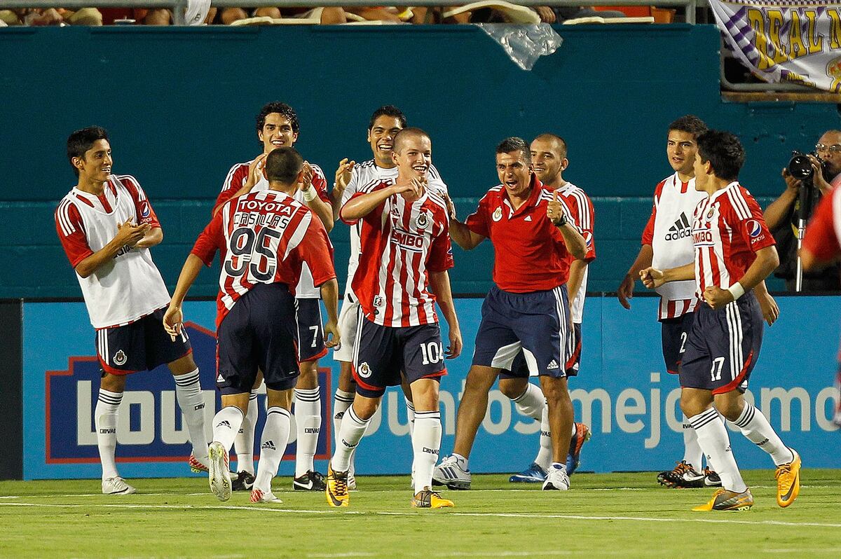 America vs. Chivas: TV Info, Preview for America-Guadalajara El Super ...