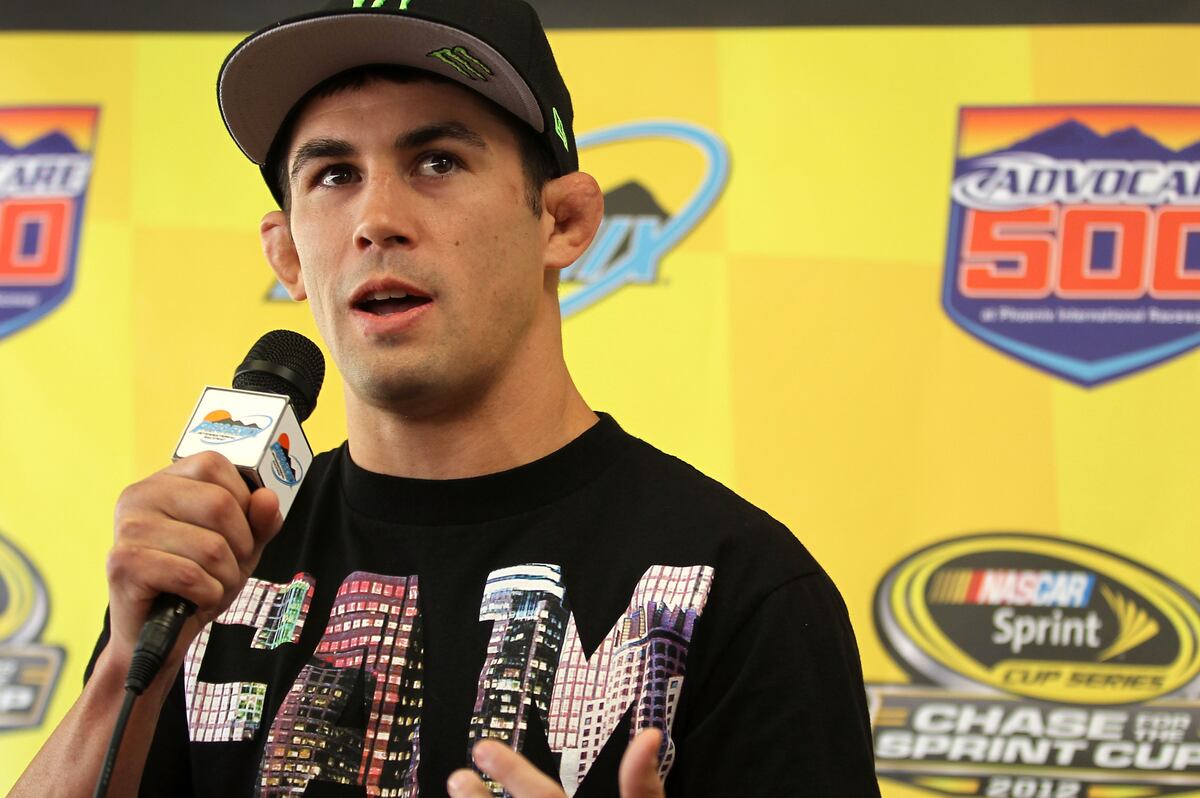 UFC Installing Time Restrictions on Interim Title Belts Is a Good Thing ...