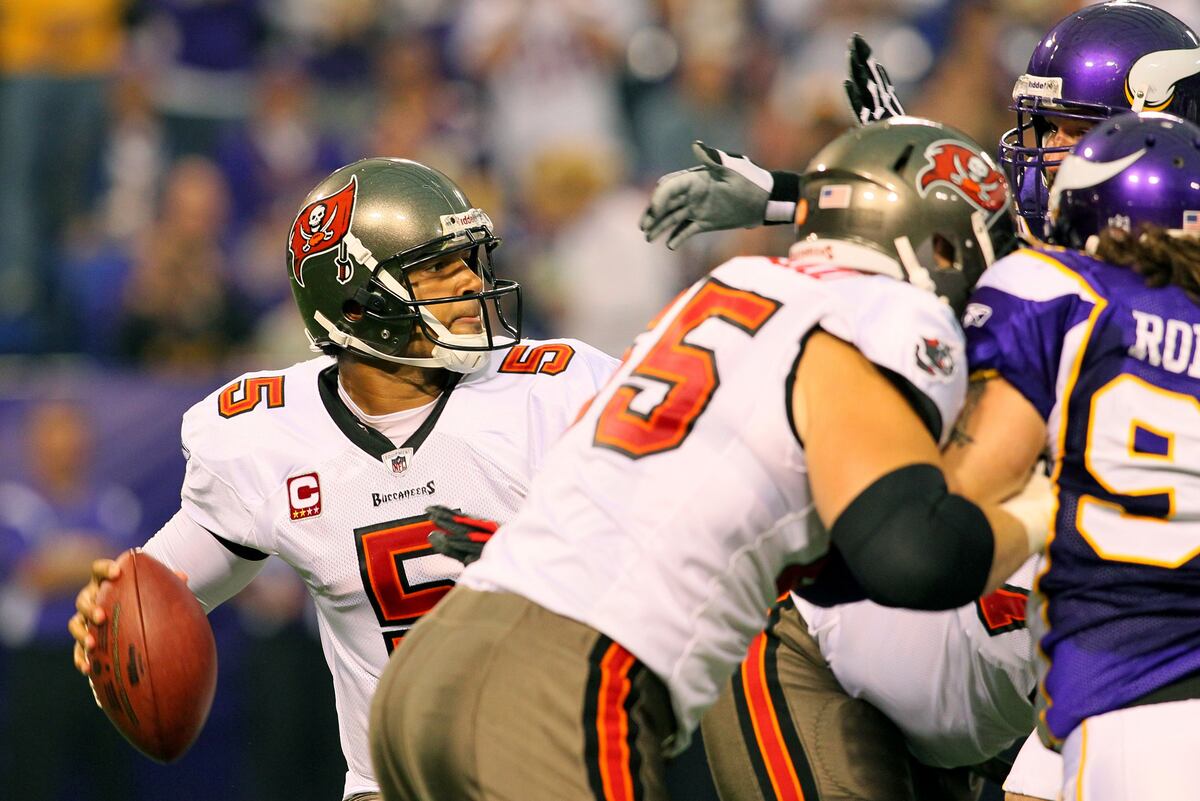 Breaking Down What Josh Freeman Brings to the Minnesota Vikings | News ...