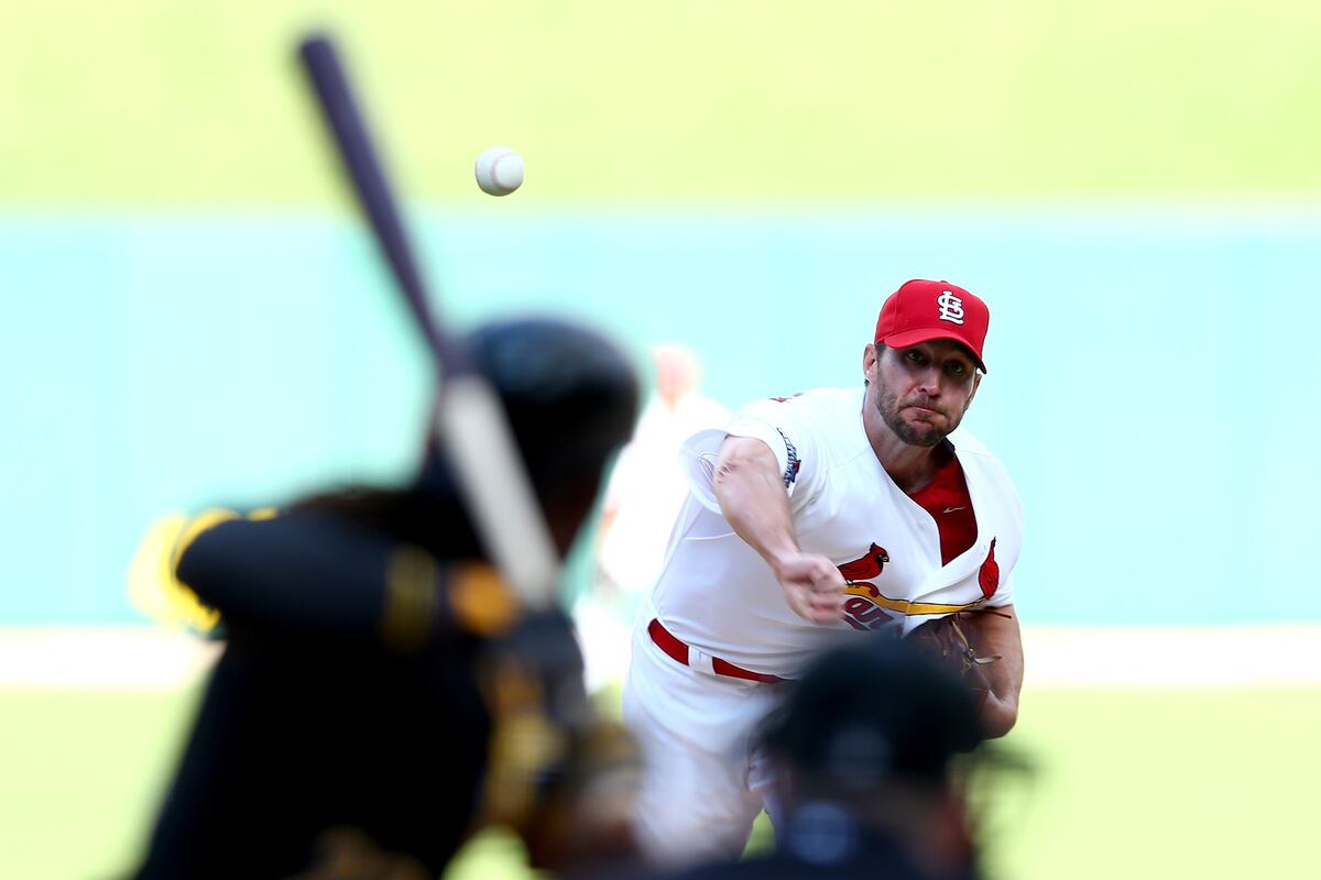 Adam Wainwright Hopes to Lead St. Louis Cardinals Down Different Game 5 ...
