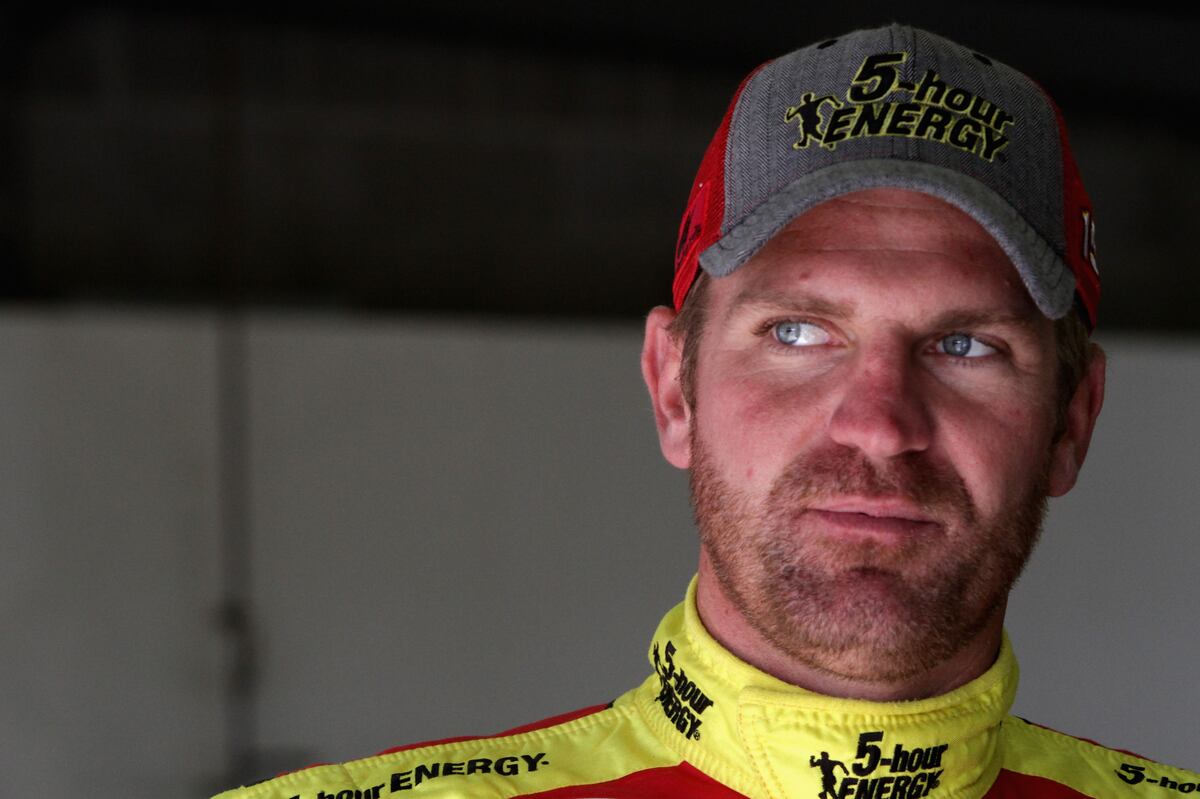 Has Fallout from MWR Scandal Turned Clint Bowyer into a Chase ...