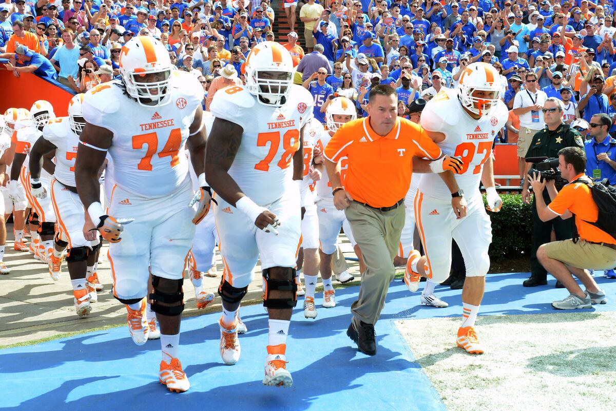 Tennessee Volunteers Football: Midseason Grades for Players and Coaches ...