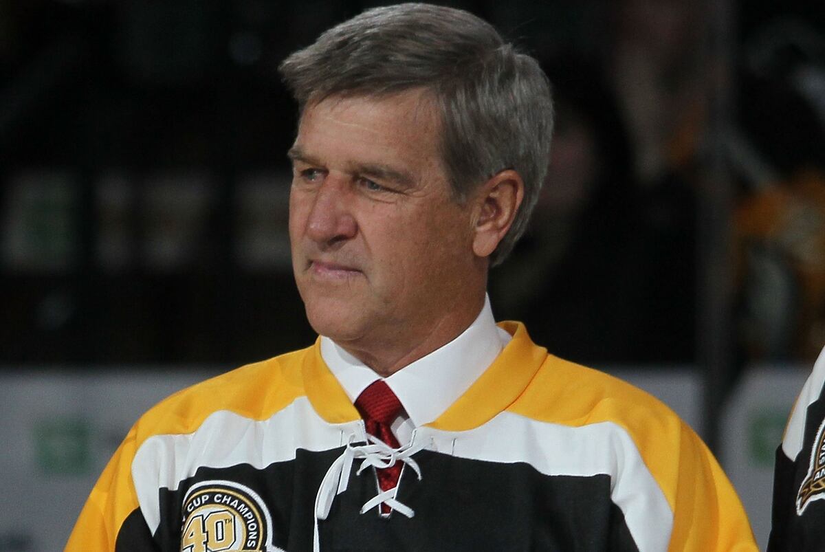 Bobby Orr Advocates for Fighting in NHL Despite Latest String of ...