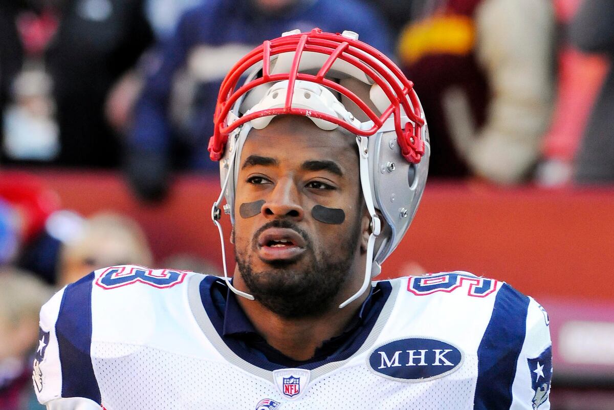 Andre Carter Brings Much-Needed Depth and Leadership to Patriots ...