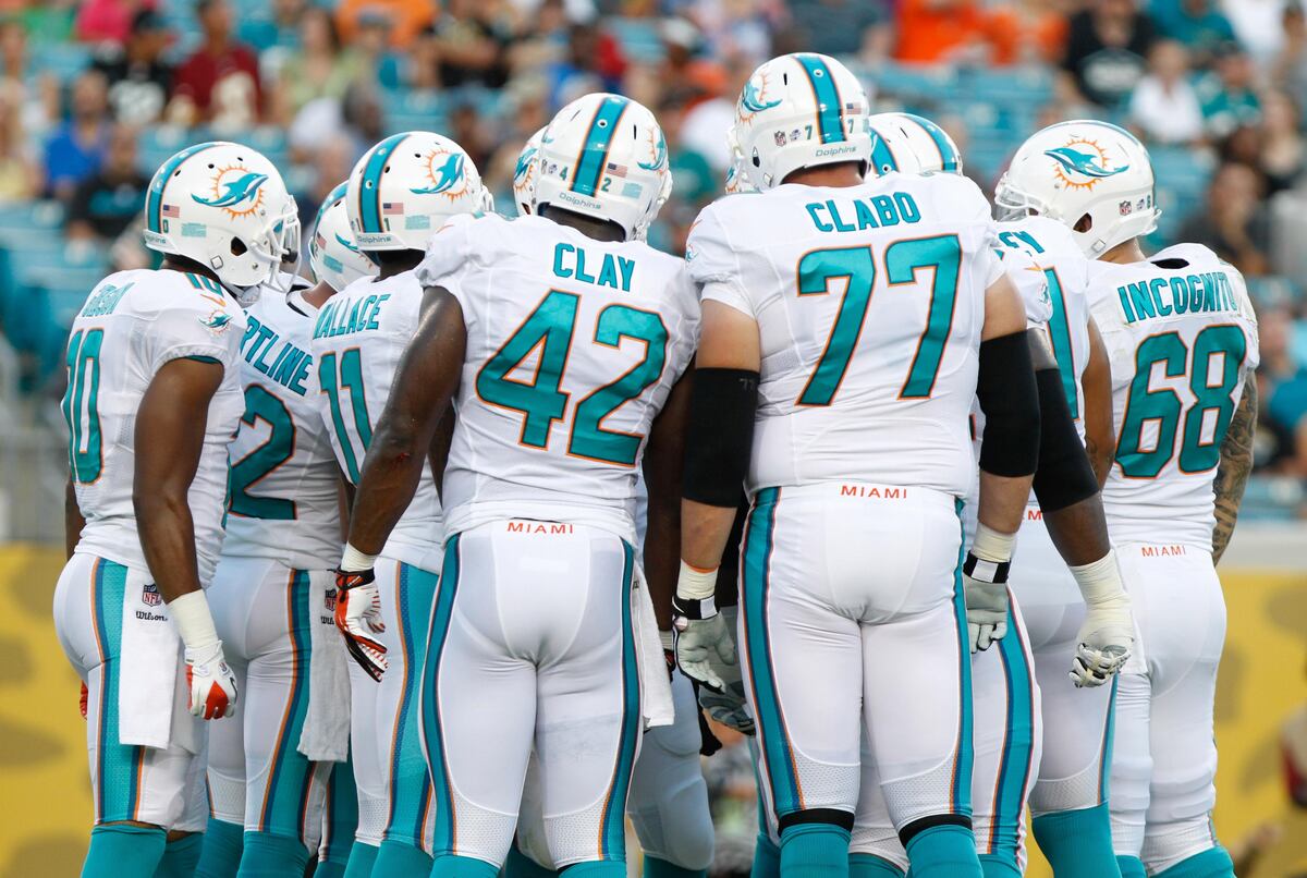 Examining the Miami Dolphins Roster Weaknesses Through Week 7 | News ...