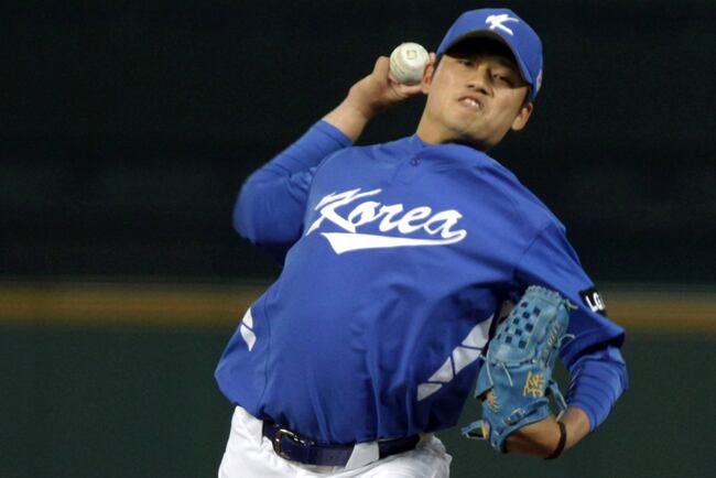 Everything Yankees Fans Need to Know About Korean Pitcher Seung-Hwan Oh ...