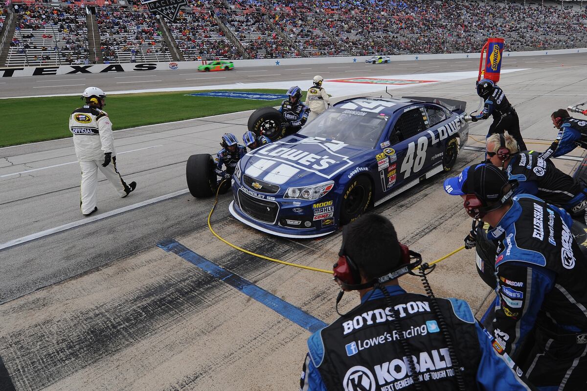 NASCAR at Texas 500 2013 Leaderboard: Results and Updated Sprint Cup ...