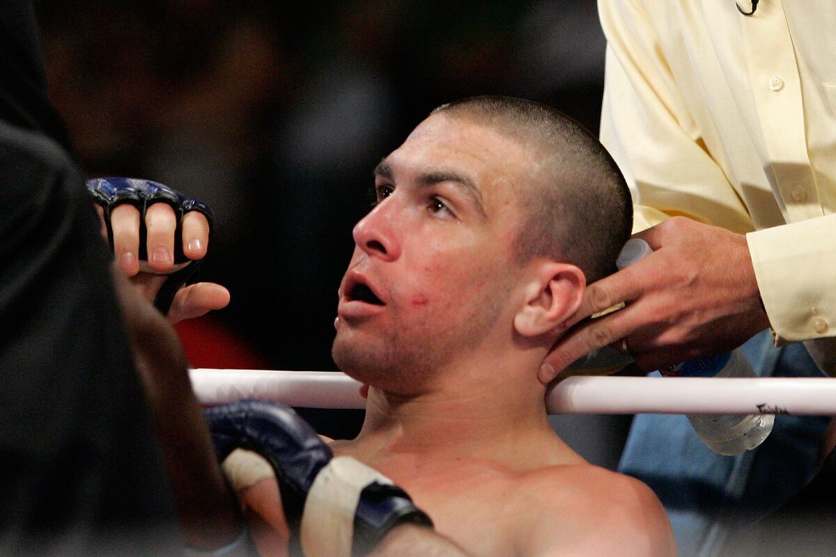 UFC on FX 5: Josh Neer vs. Justin Edwards Head-to-Toe Breakdown | News ...