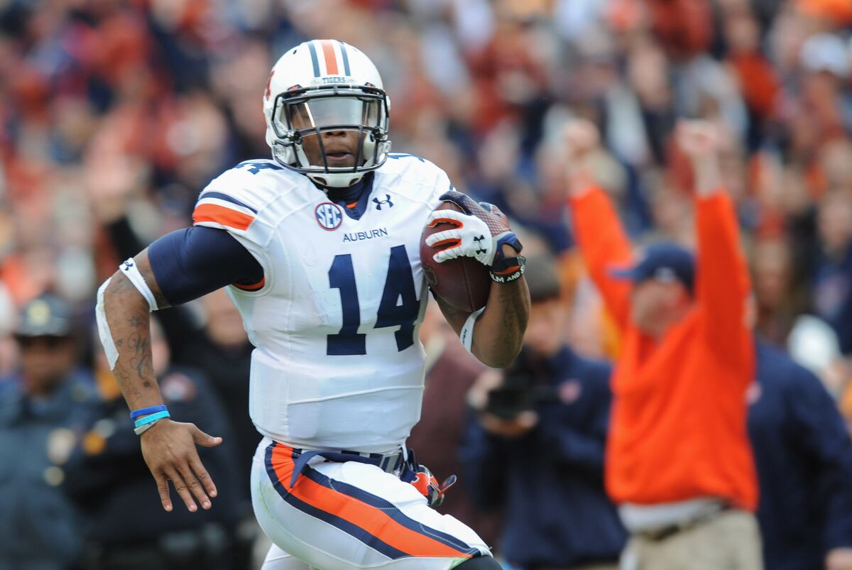 College Football Week 12 Predictions Picking Top 25 Games Against The