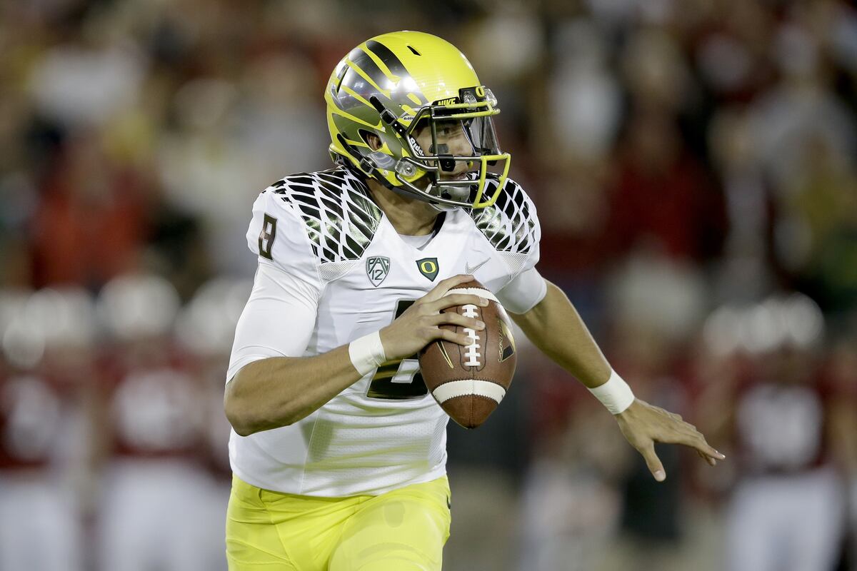 Utah vs. Oregon Football: Betting Odds Analysis and Pick Prediction ...