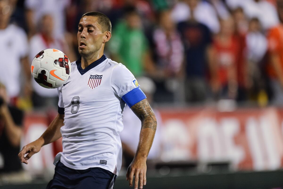Everton Would Benefit Most from Signing Clint Dempsey in January | News ...