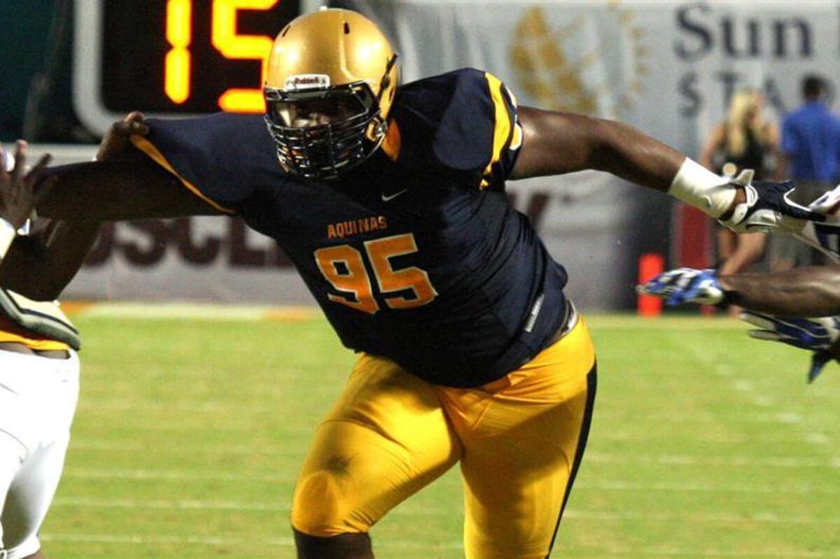 Anthony Moten Commits to Miami: Hurricanes Land Massive 4-Star DT ...