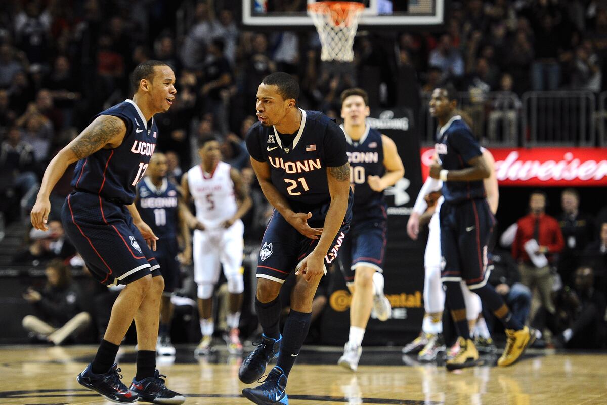 UConn Shows Depth with 101-55 Thrashing of Detroit | News, Scores ...
