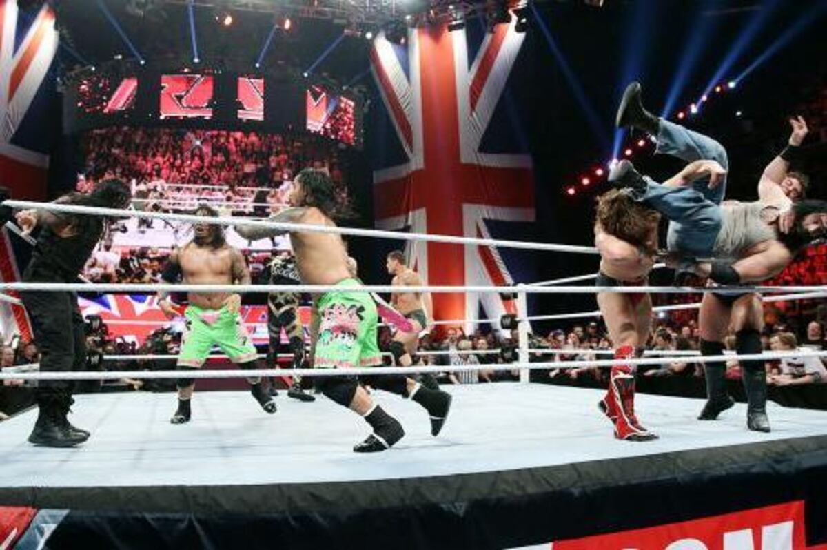WWE Week in Review, Nov. 16: Mayhem in Manchester, Authority Takes a ...