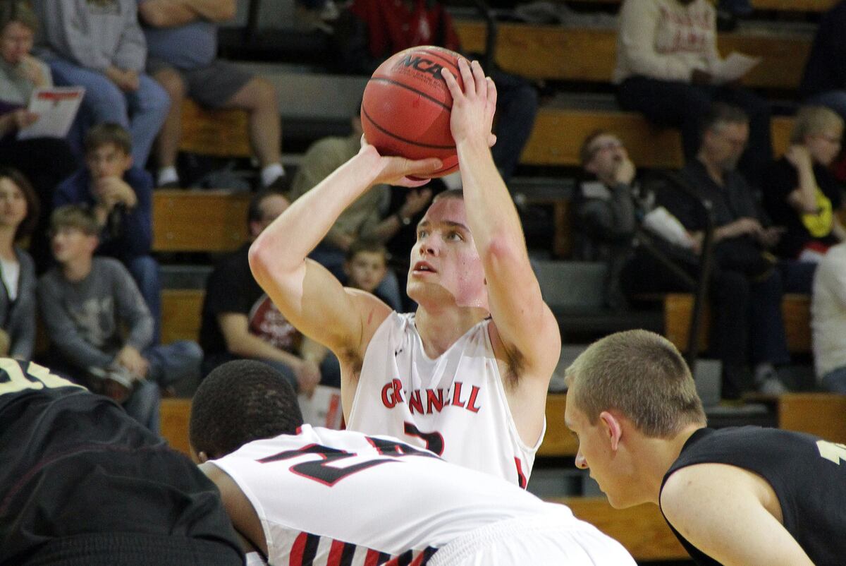 Jack Taylor Scores 109 Points as Grinnell College Defeats Crossroads ...