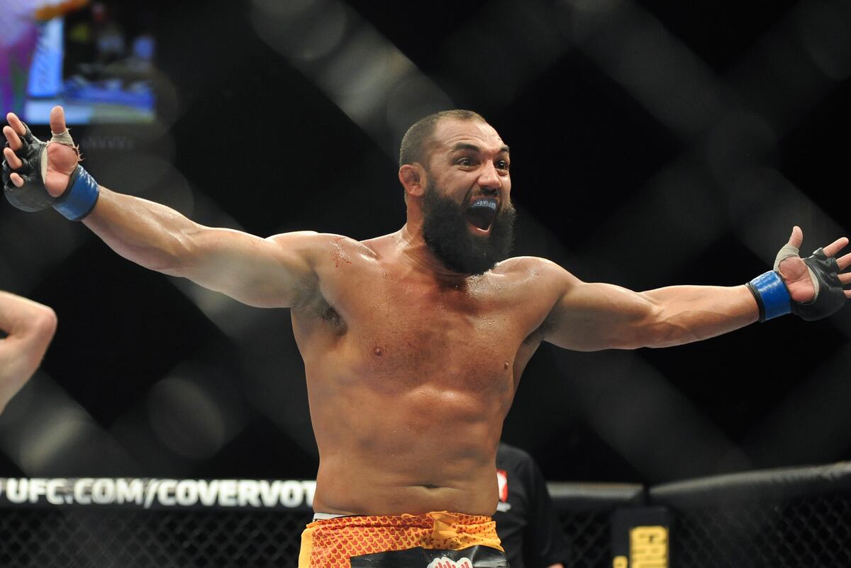 Johny Hendricks: What Will 2014 Hold for the UFC's No. 1 Welterweight ...
