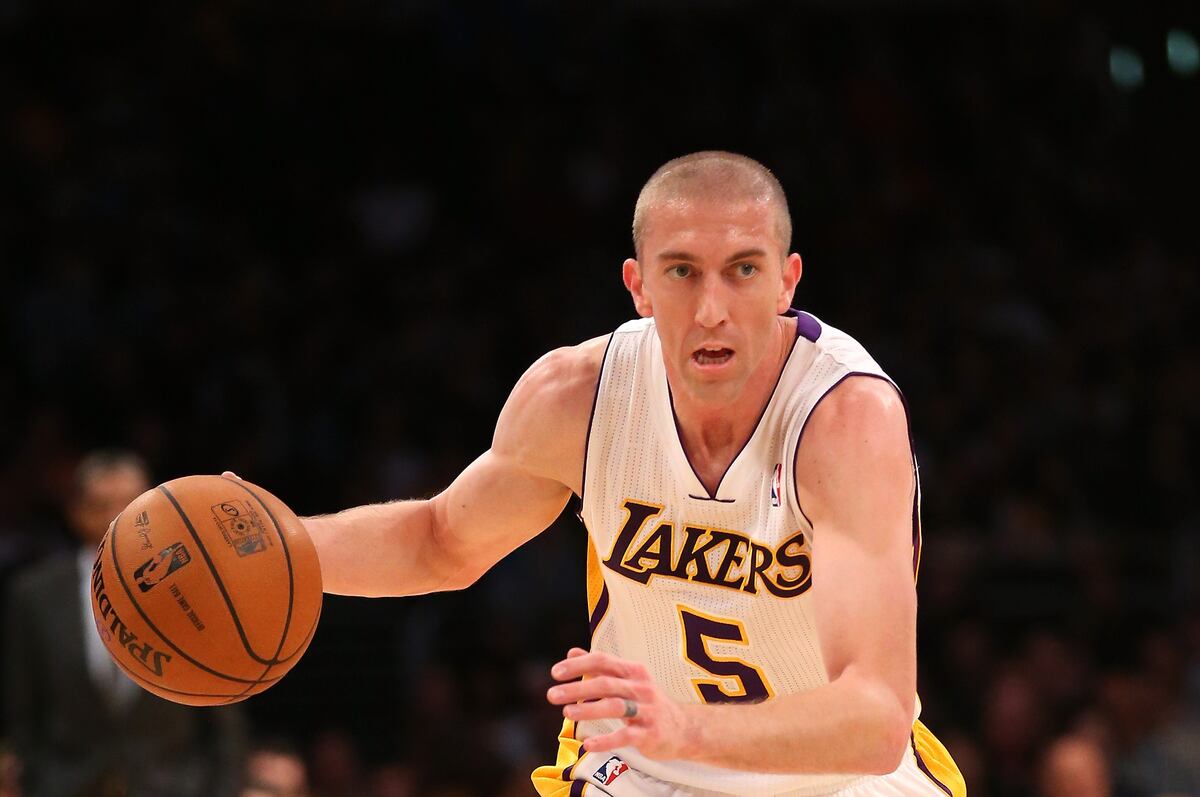 While Kobe Bryant Watch Continues, Lesser LA Lakers Must Seize ...