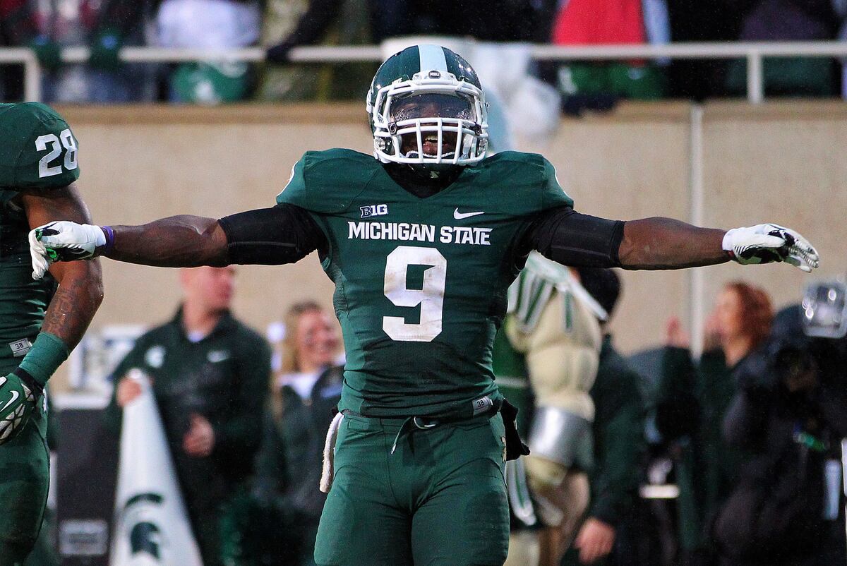 Michigan State DB Isaiah Lewis Ejected for Targeting vs. Northwestern ...