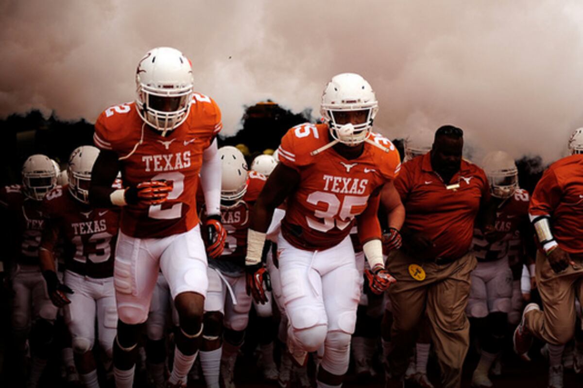 Texas Longhorns vs. Texas Tech Red Raiders: Complete Game Preview ...