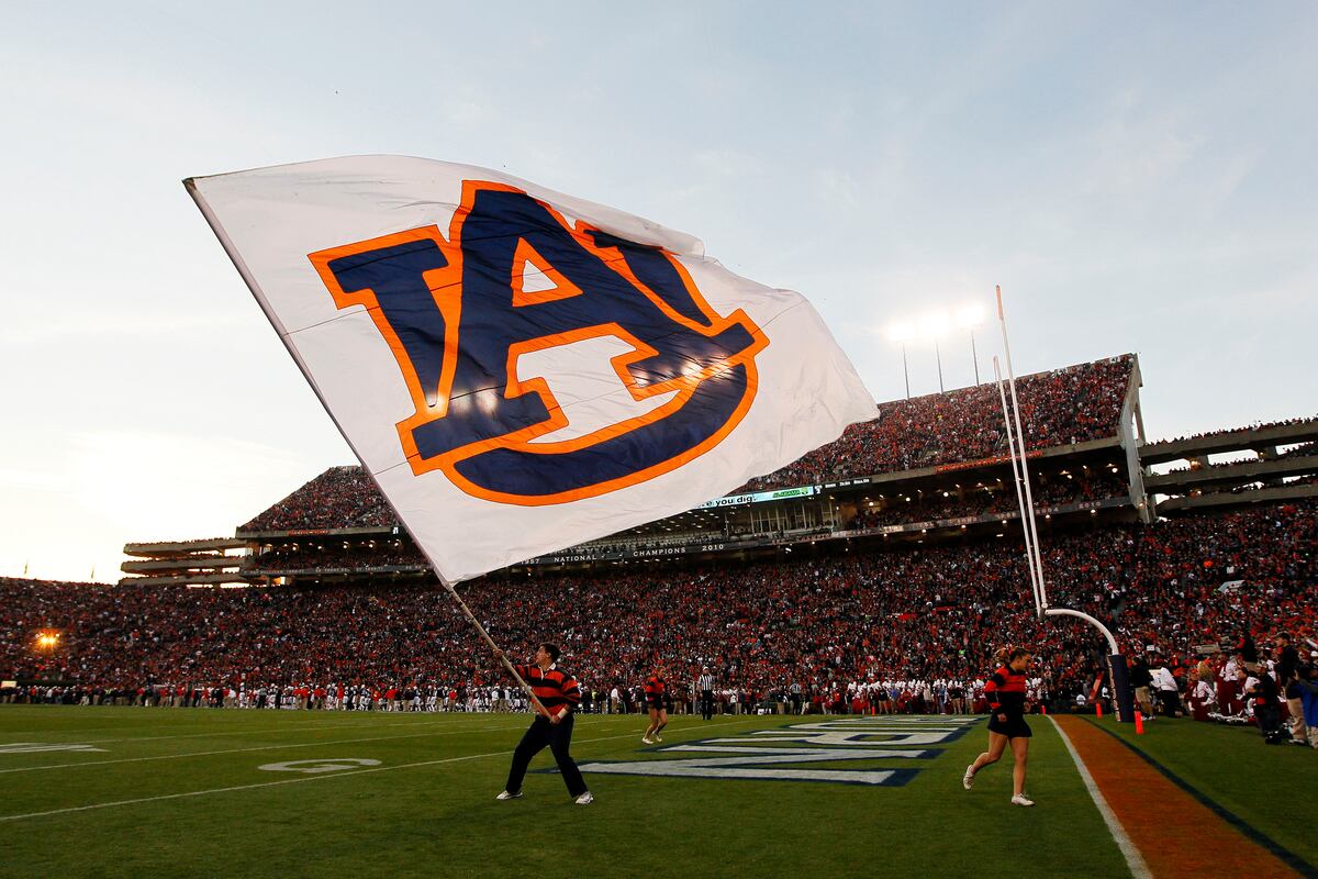 Auburn AD Says Keeping 1-Loss SEC Champ Out Is Un-American? It's Very ...
