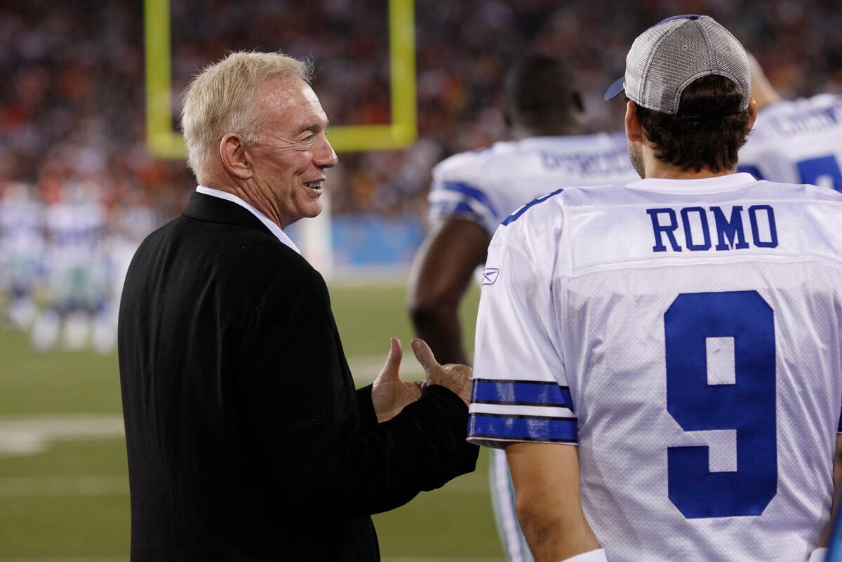 Jerry Jones' Comments on Tony Romo's December Failures Only Hurt the ...