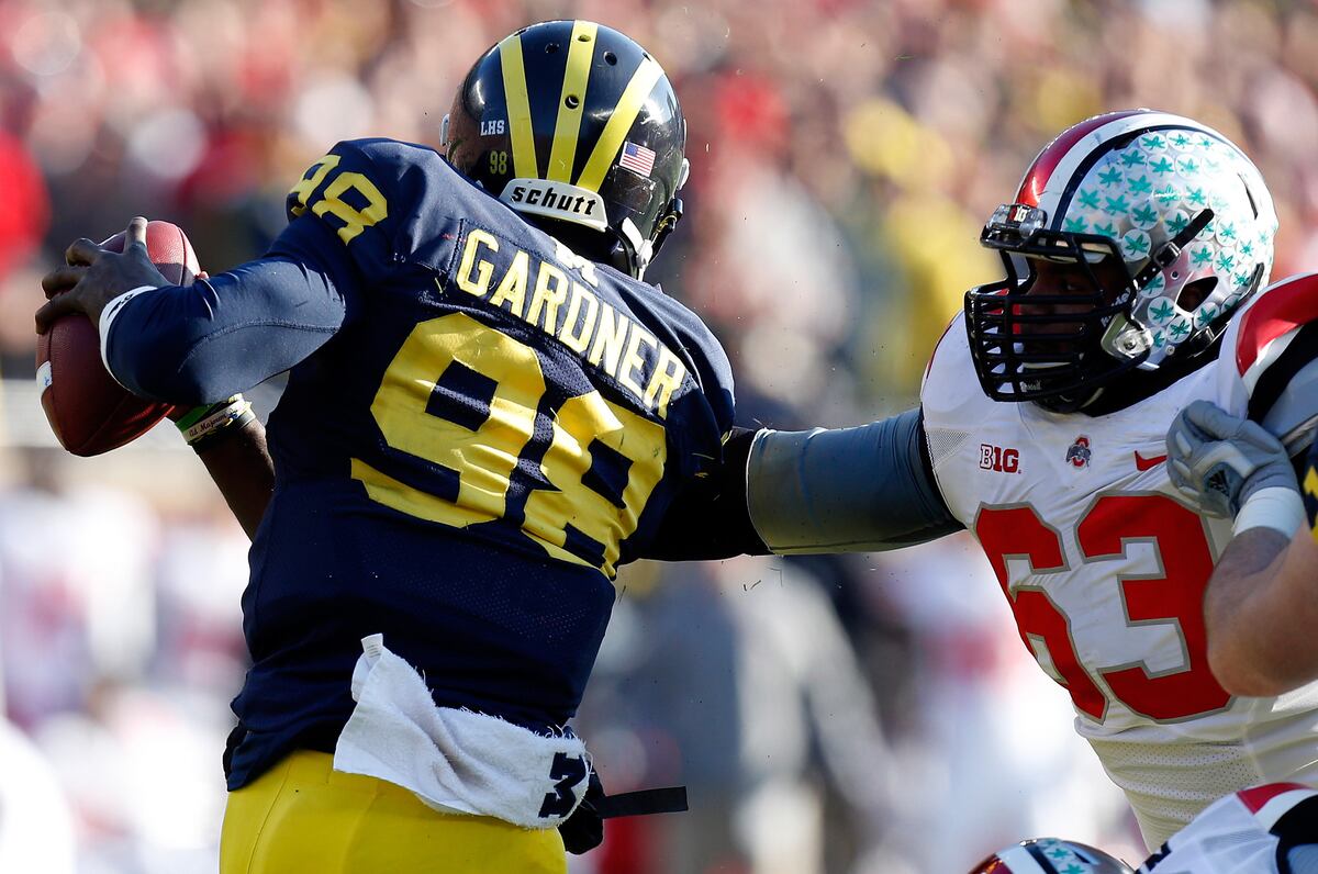 Michigan Wolverines vs. Kansas State Wildcats: Buffalo Wild Wings Bowl ...
