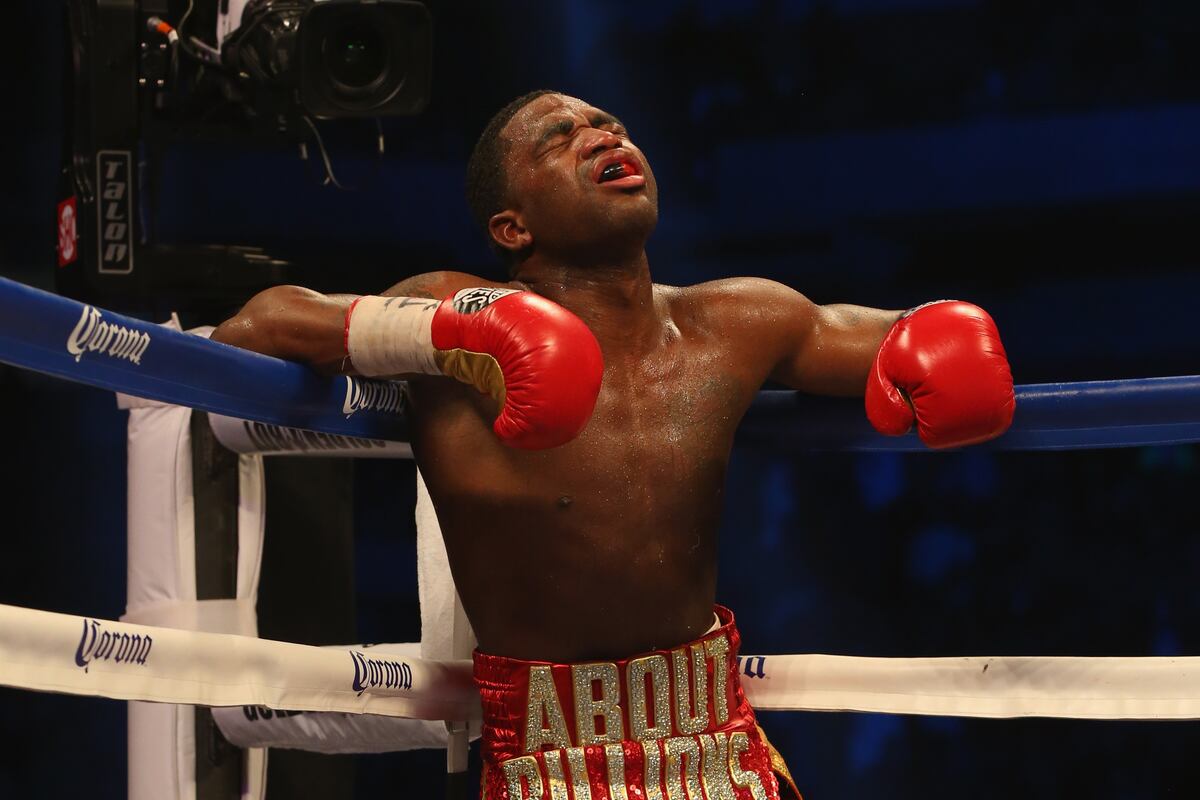 Why Adrien Broner Must Stop Fighting Like Floyd Mayweather | Bleacher ...