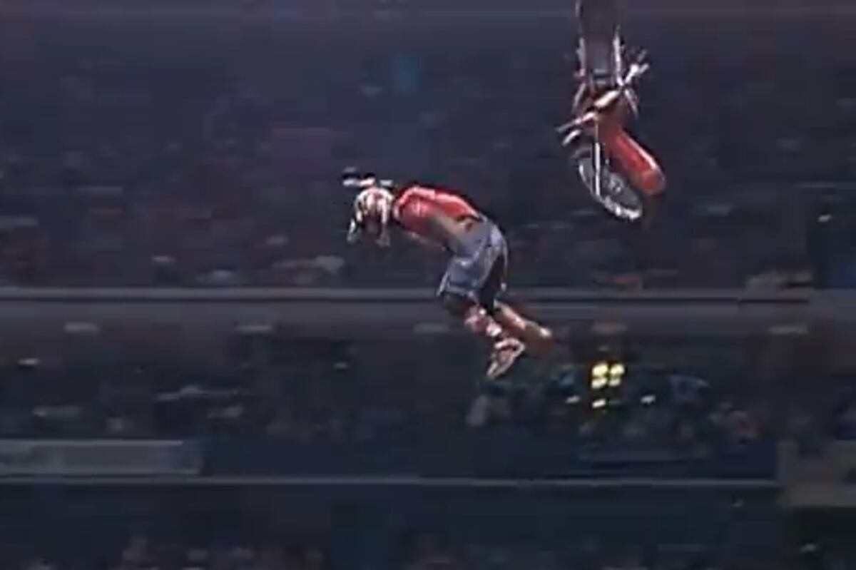 Extreme Sports Injuries Compilation Presents the Dark Side of Vibrant ...