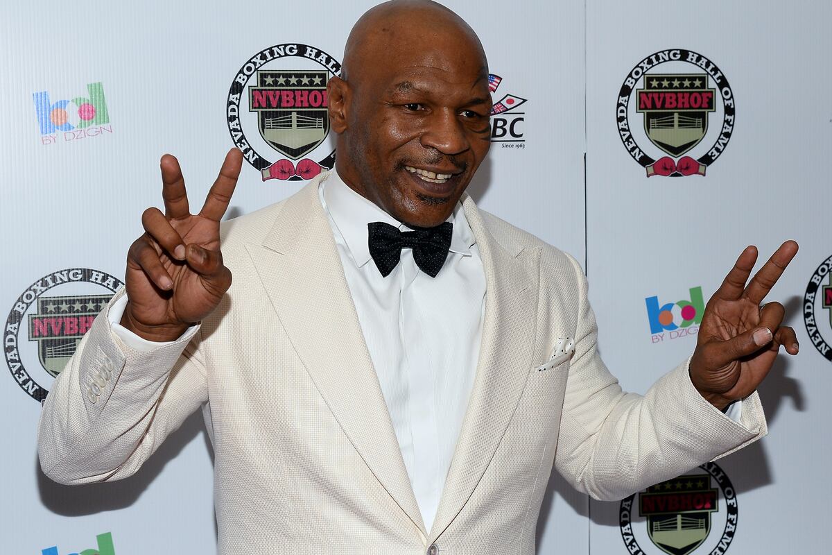 Mike Tyson Opens Up in Interview with Rachel Nichols on CNN's ...