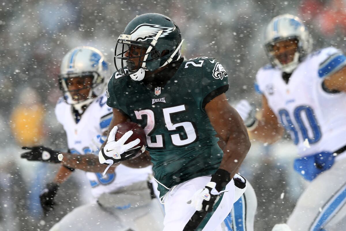 Why LeSean McCoy Is the Best Running Back in the NFL | News, Scores ...