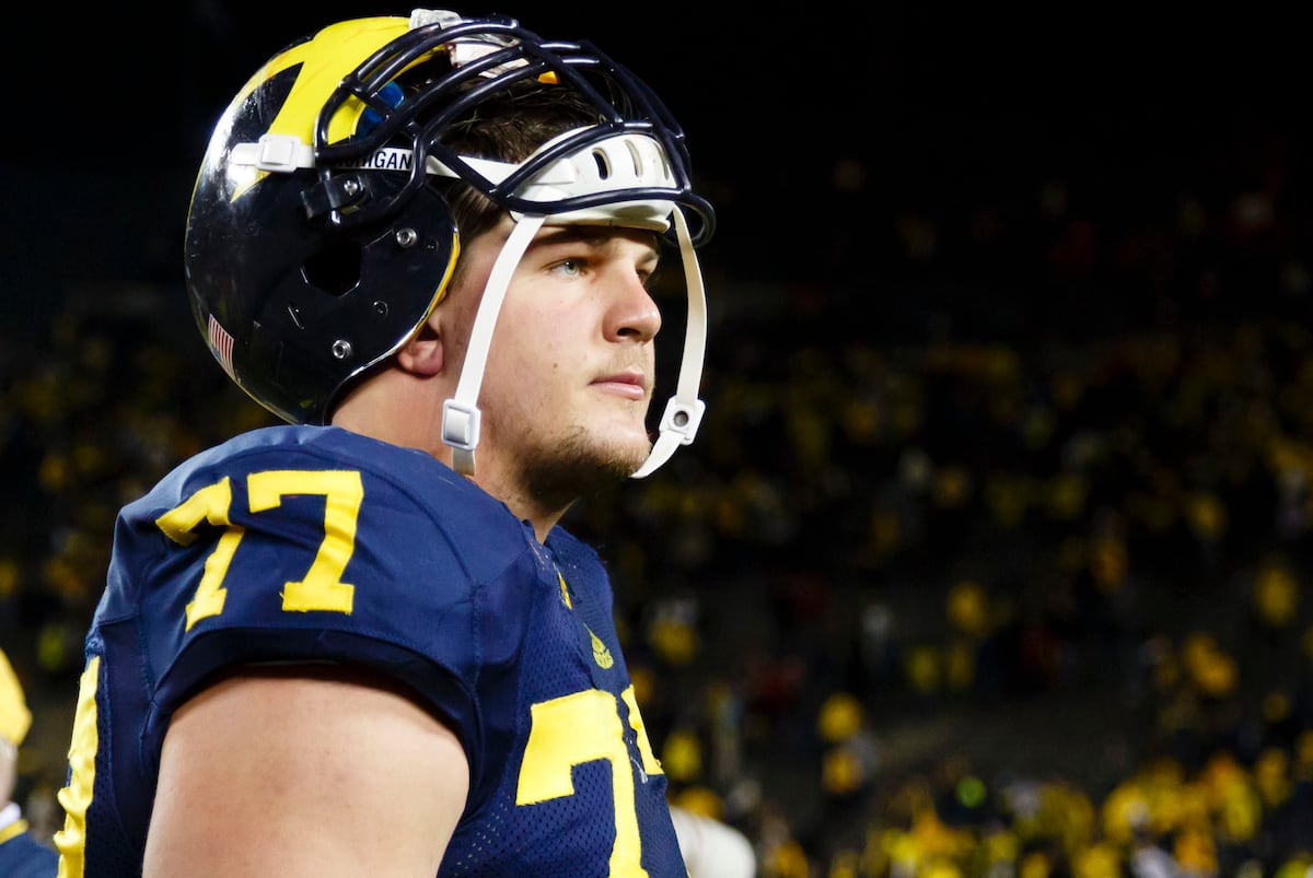 Taylor Lewan Is Michigan's Most Important Player in Buffalo Wild Wings ...